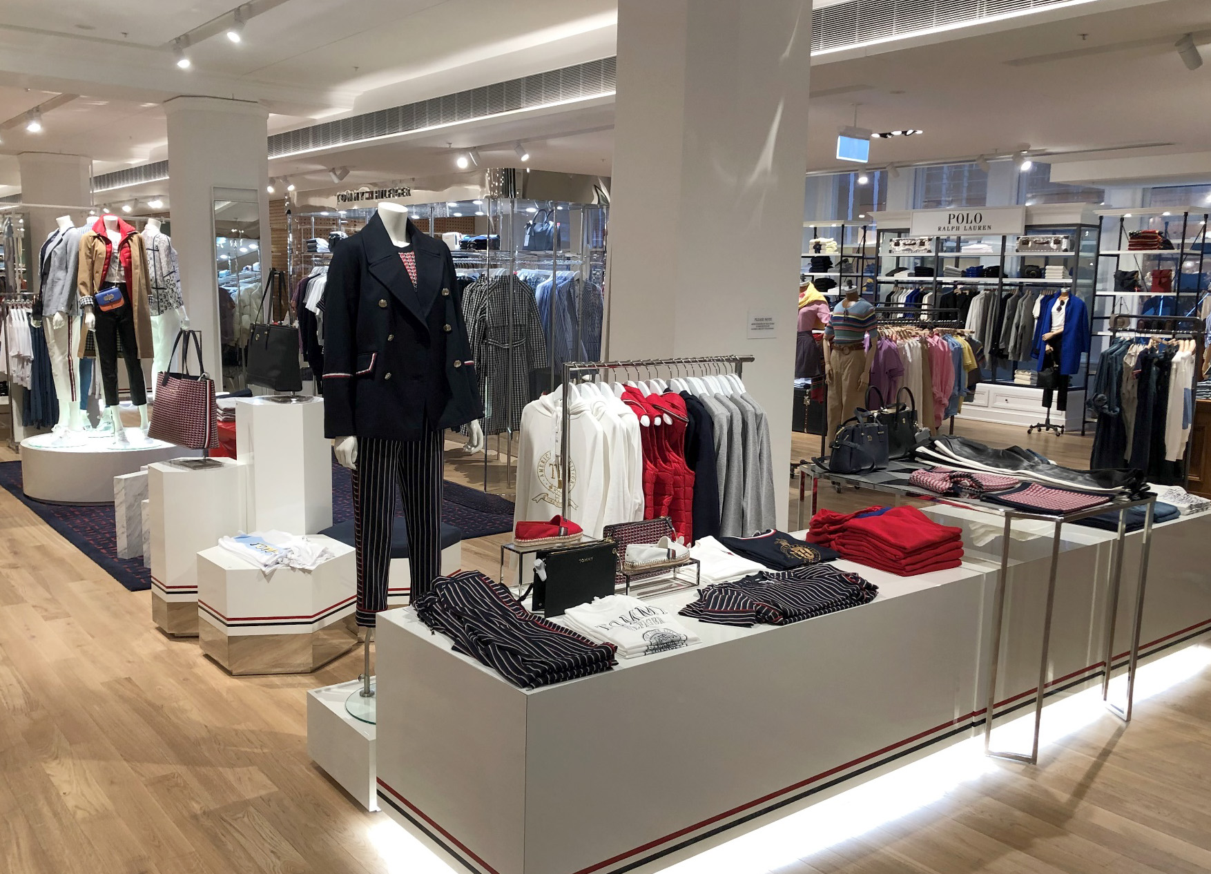 GA RETAIL SOLUTIONS | CUSTOM DESIGN